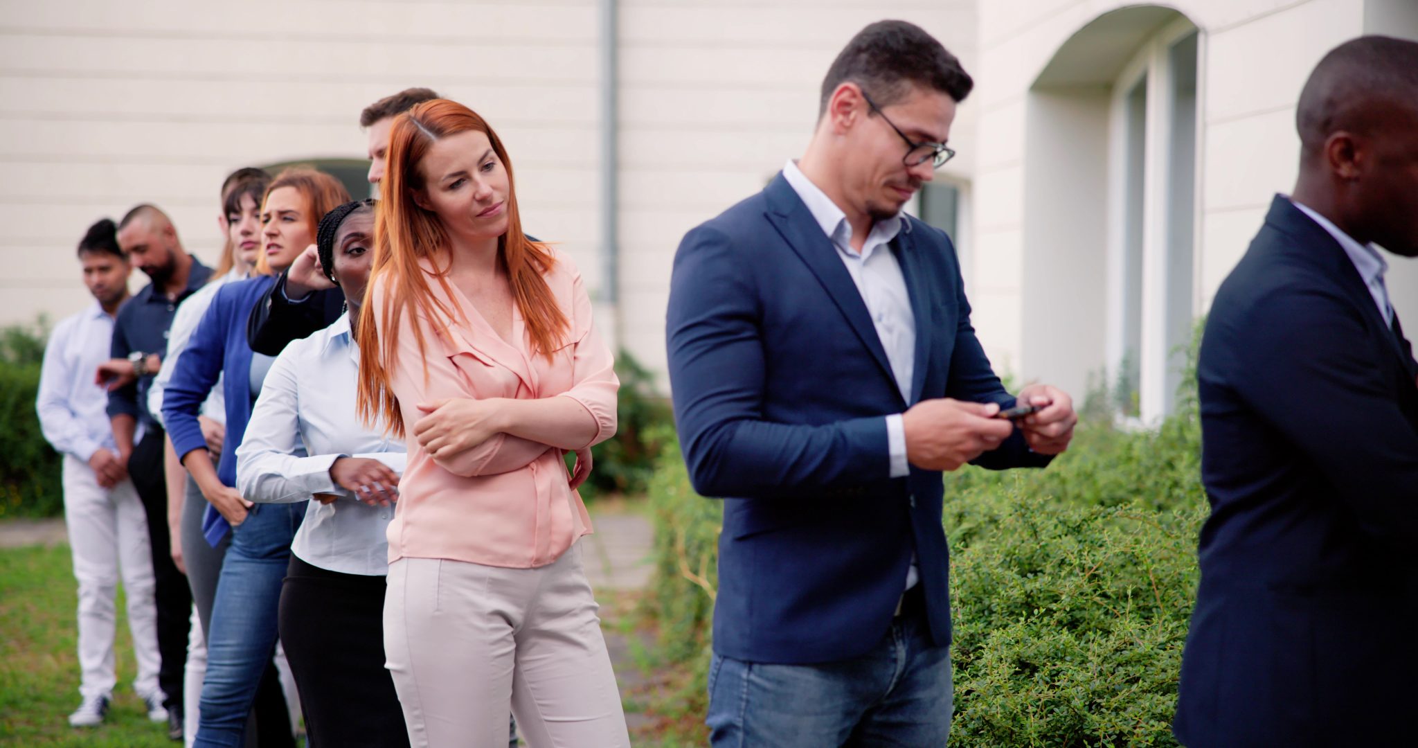 5 Benefits of Using a Queue Management System | Five Faces